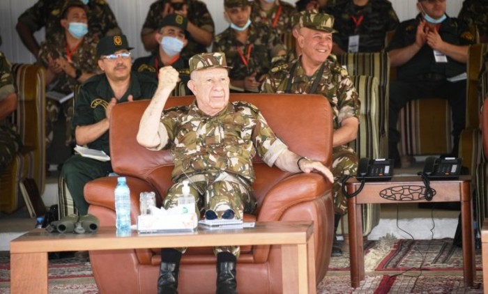 Maghreb-intelligence : Chengriha pousse son armée à la frontière avec ...