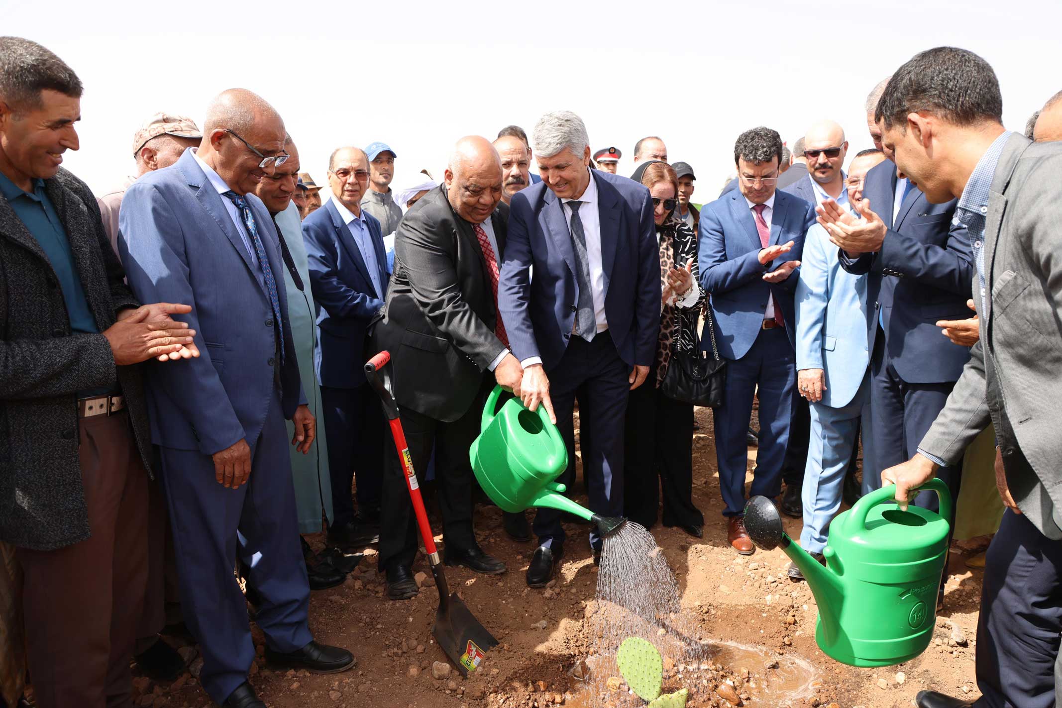Sadiki lance des projets agricoles dans les provinces de Rhamna et El ...